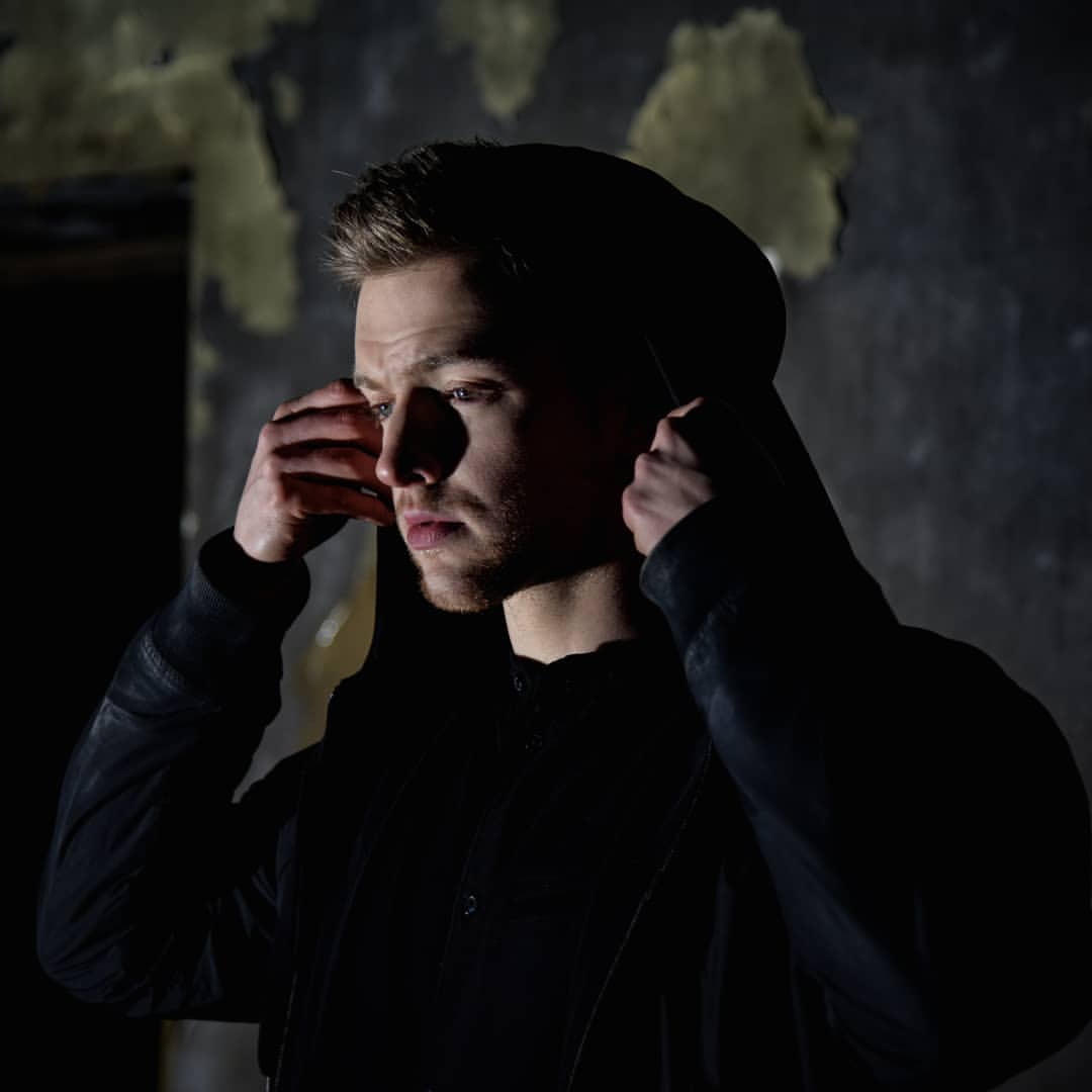 Der „Club der roten Bänder“-Star Timur Bartels veröffentlicht am ...
