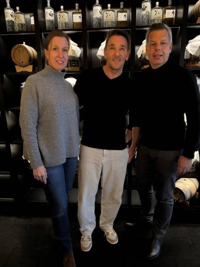 MIA JULIA: Mit TREAM hat sie ihren 1. Top-10-Hit. "Herzblatt (aua aua)"