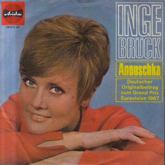 MONIKA MARTIN: Neue Single "Sommerland" erscheint am 22. August!